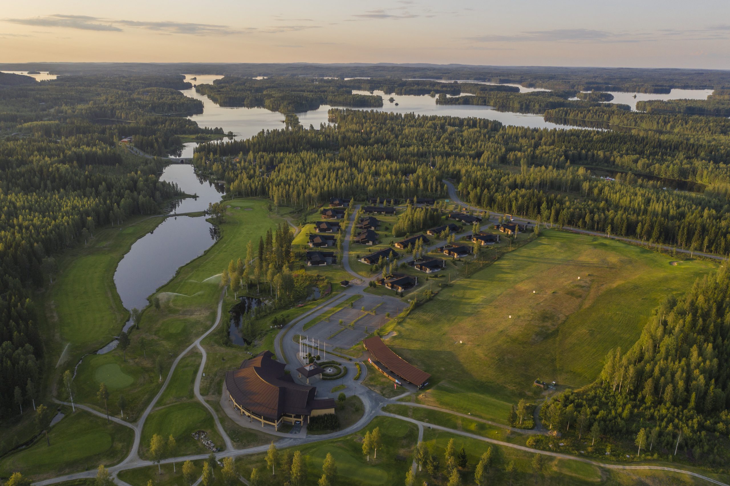 Kesäkausi - Golden Resort
